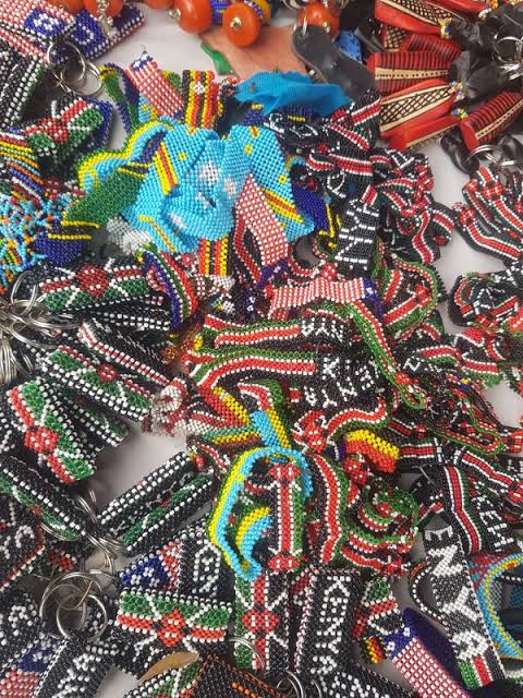 Kenyan made beeds work bangles - Morenix Smart Chain